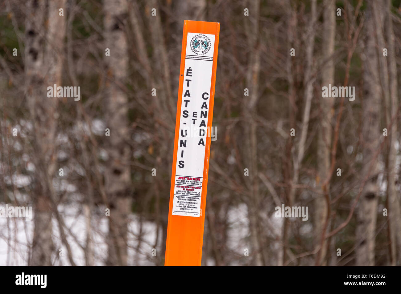 Usa canada border marker hi-res stock photography and images - Alamy