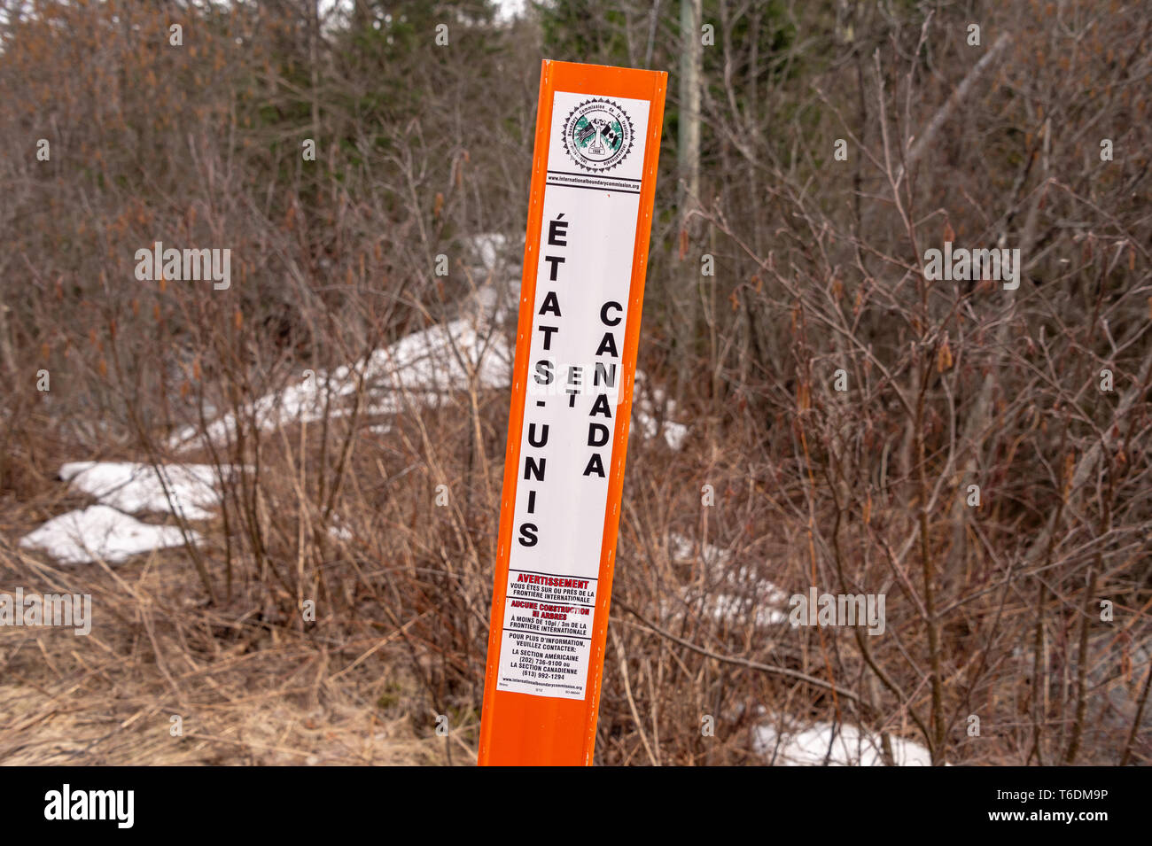 Usa canada border marker hi-res stock photography and images - Alamy