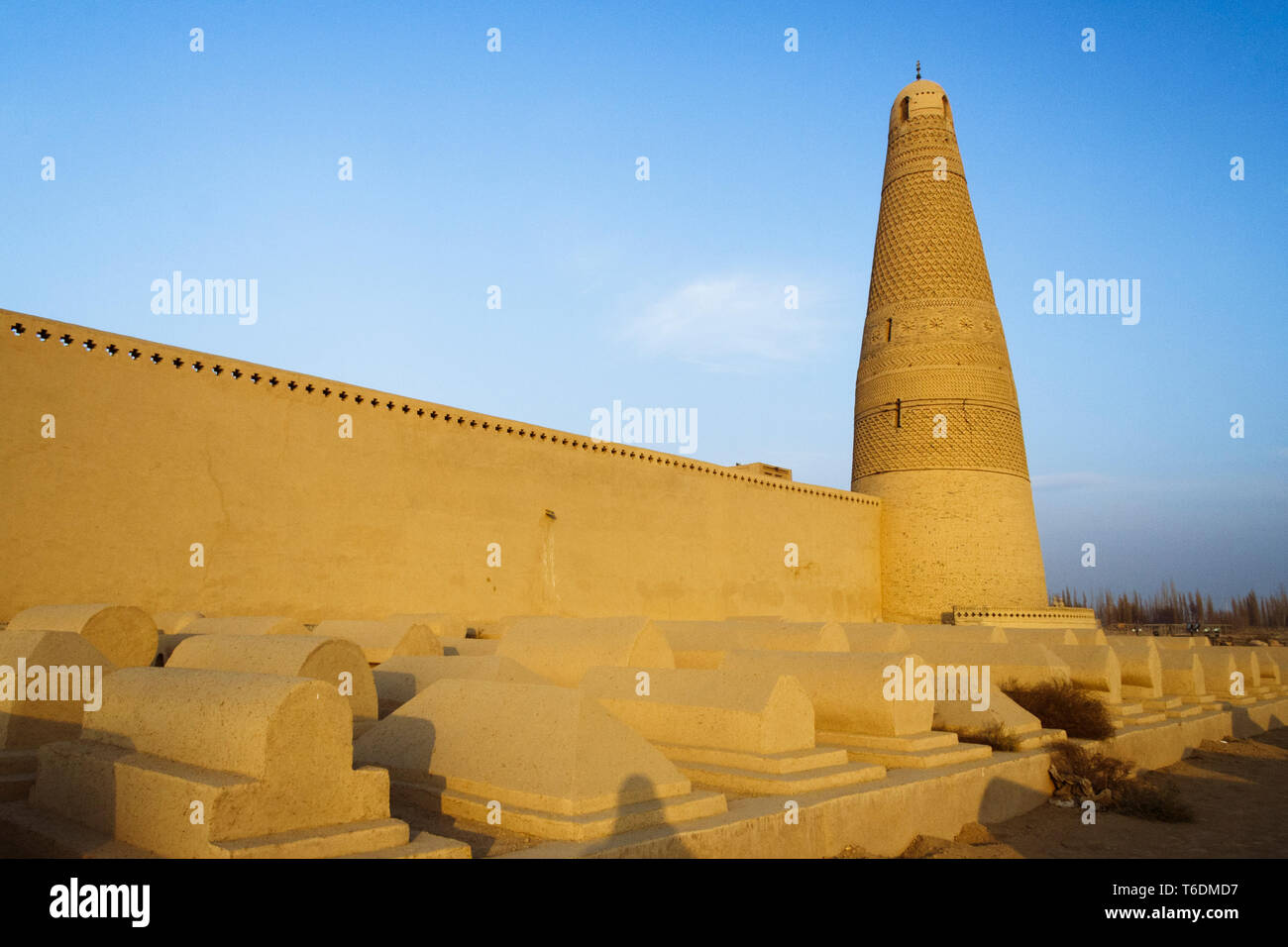 Turpan, Xinjiang, China : Sunset view of the 18th century Emin Minaret ...