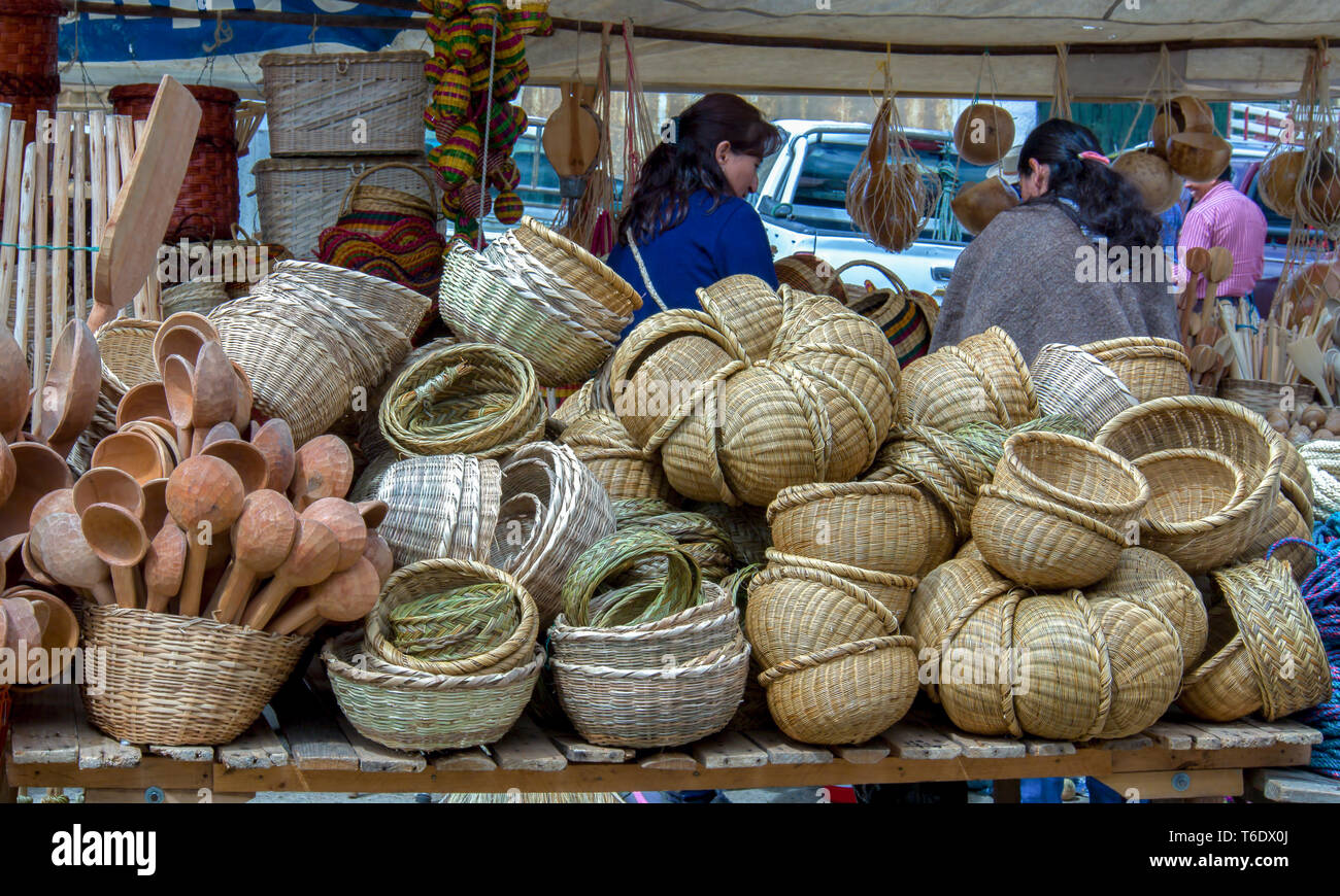 Handicraft cane baskets hi-res stock photography and images - Alamy