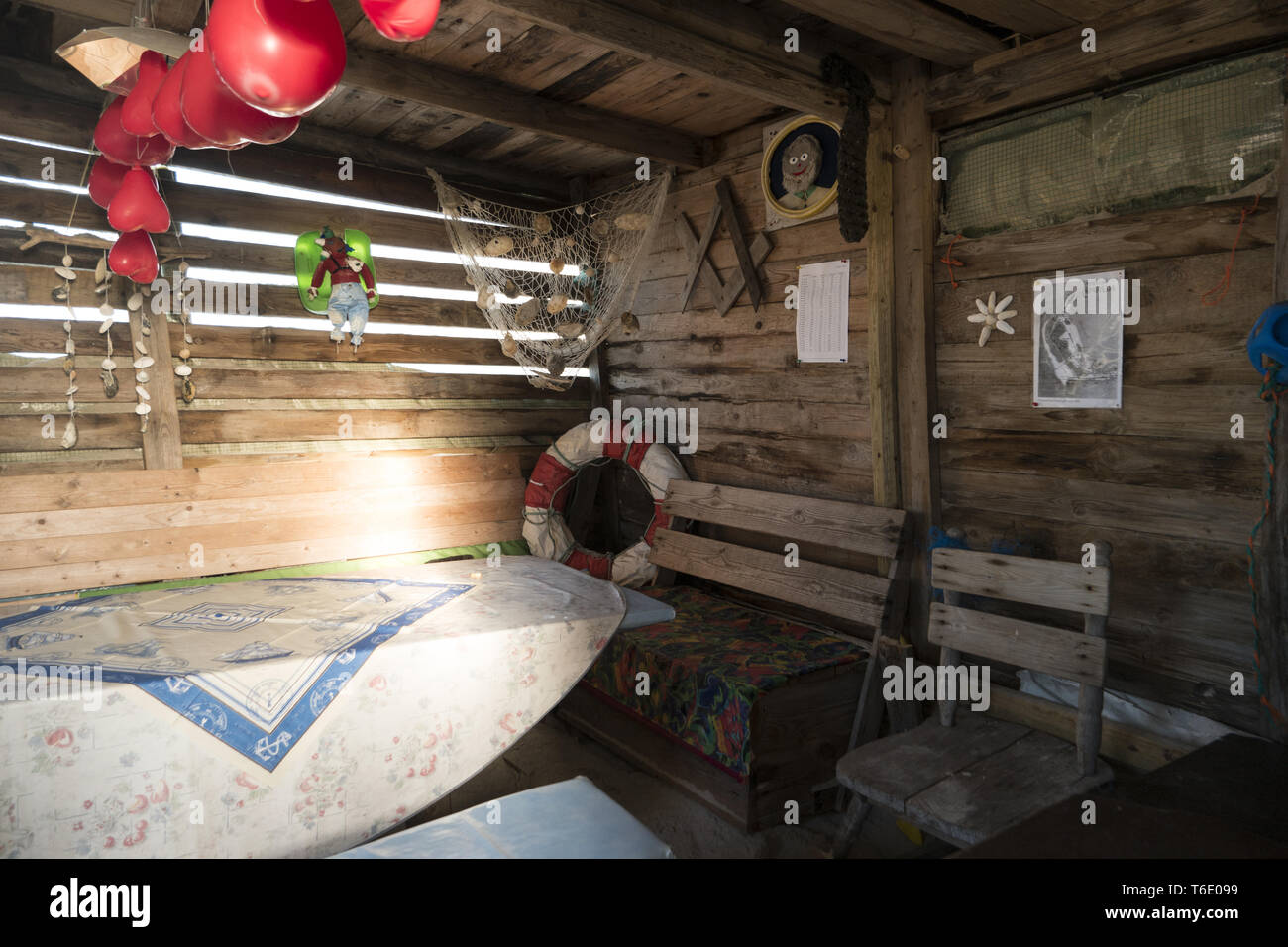 Beach Huts and other Objects out of Flotsam and Jetsam Stock Photo - Alamy