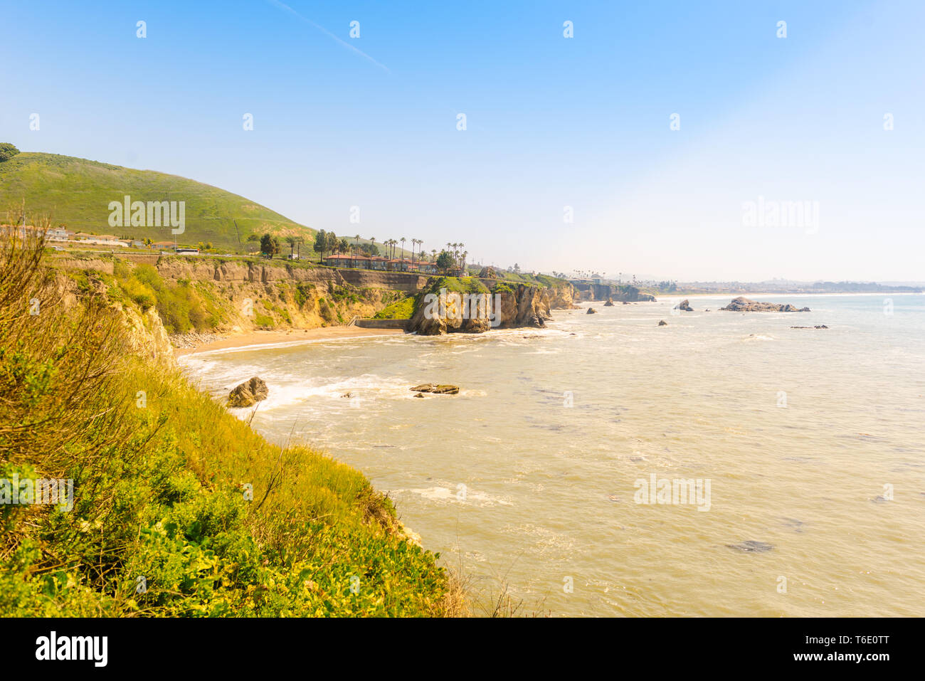 Dinosaur Caves Park | Pismo Beach, CA Stock Photo - Alamy