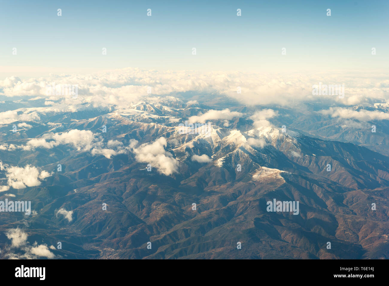 Aircraft from above hi-res stock photography and images - Alamy