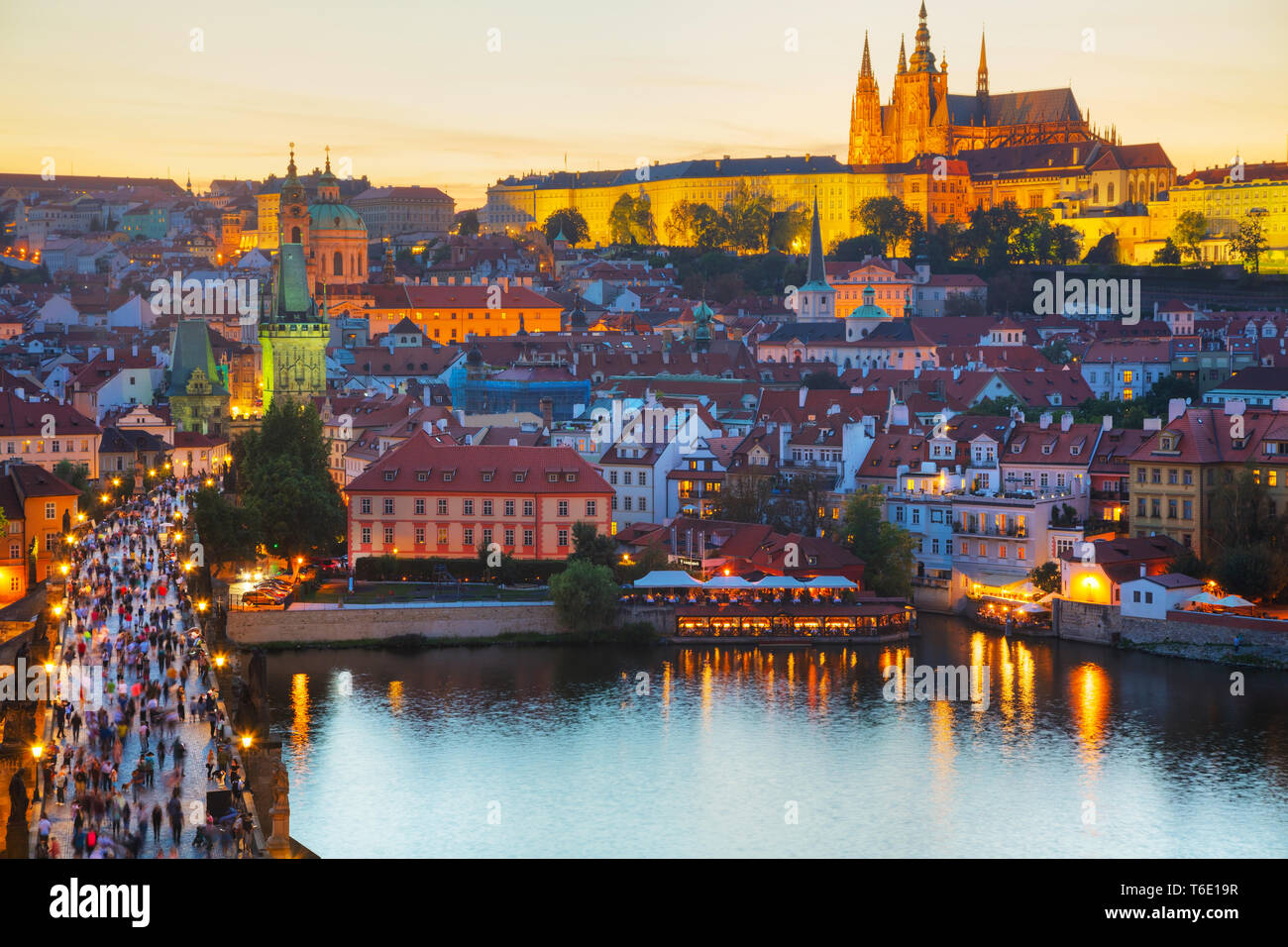 Overview of Prague with St Vitus Cathedral Stock Photo - Alamy