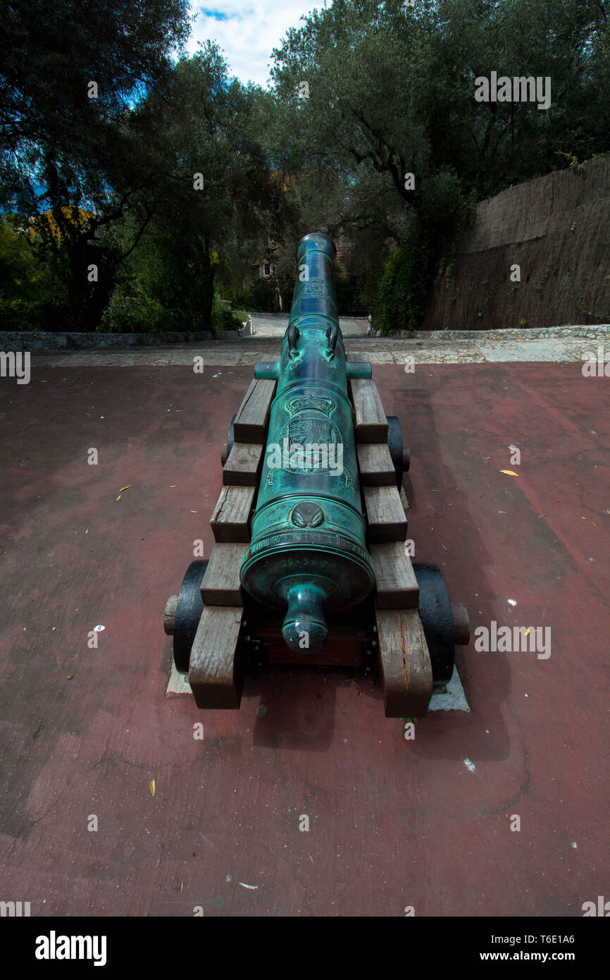 Cannon in Gibraltar ball balls pointed to sea invade invaders lookout ...
