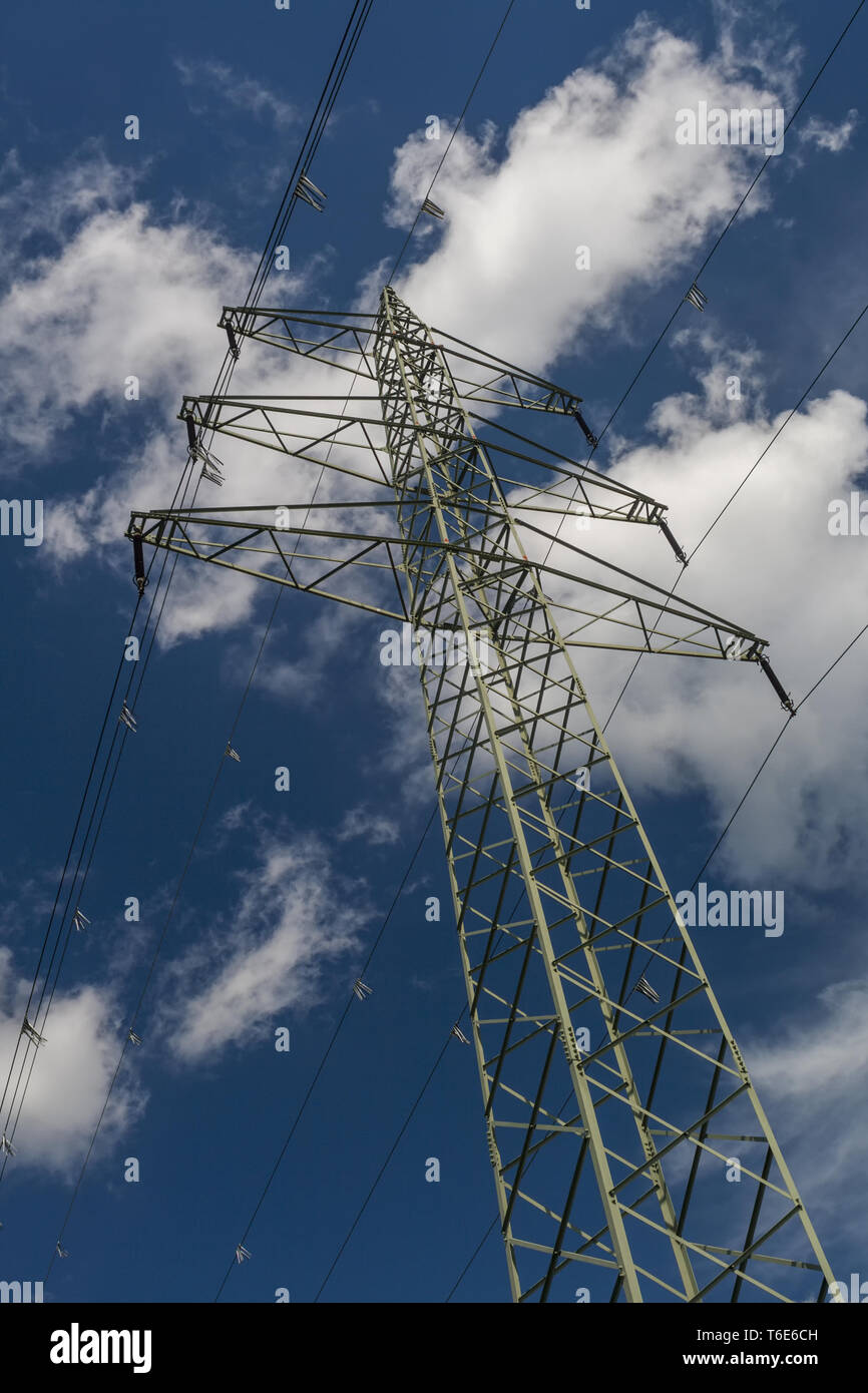 Line line voltage hi-res stock photography and images - Alamy