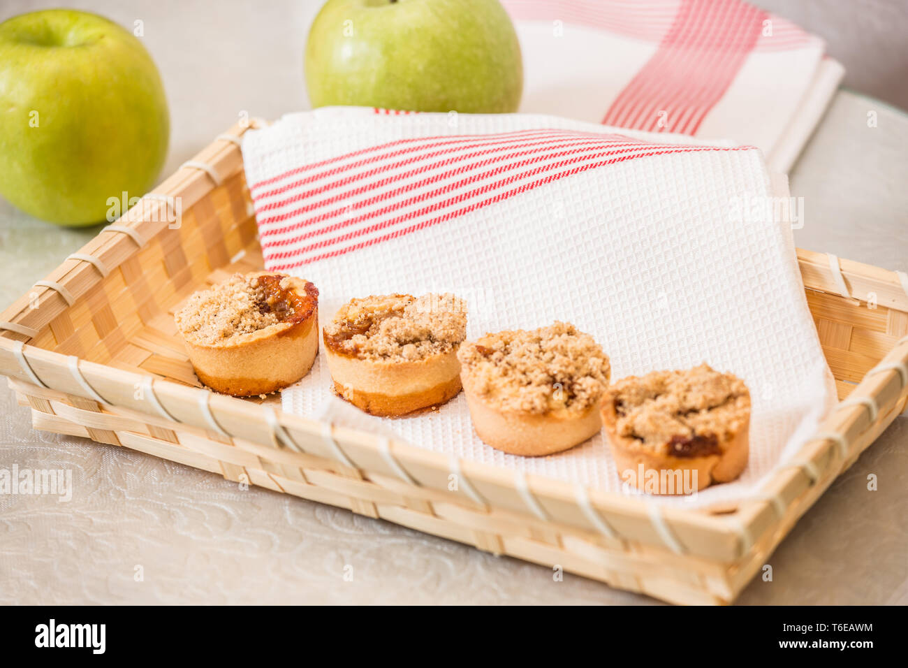 Professional cake hi-res stock photography and images - Alamy