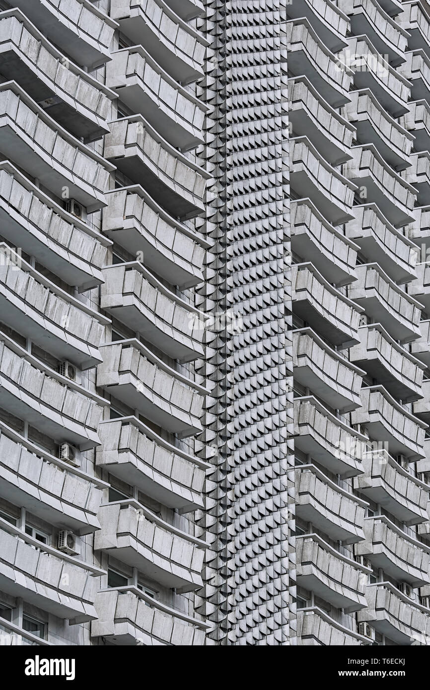 Balcony, high rise building hi-res stock photography and images - Alamy