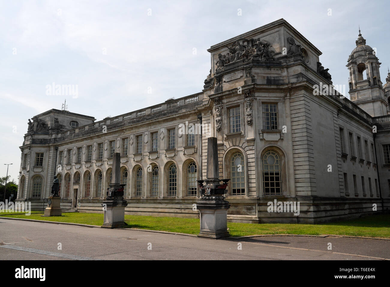 Cardiff crown court court hi-res stock photography and images - Alamy