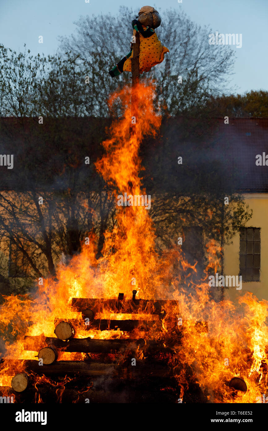 big fire, burning witches Stock Photo - Alamy