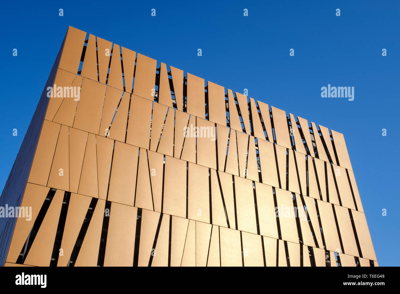 Wallis Annenberg Center for the Performing Arts in Beverly Hills, Los ...