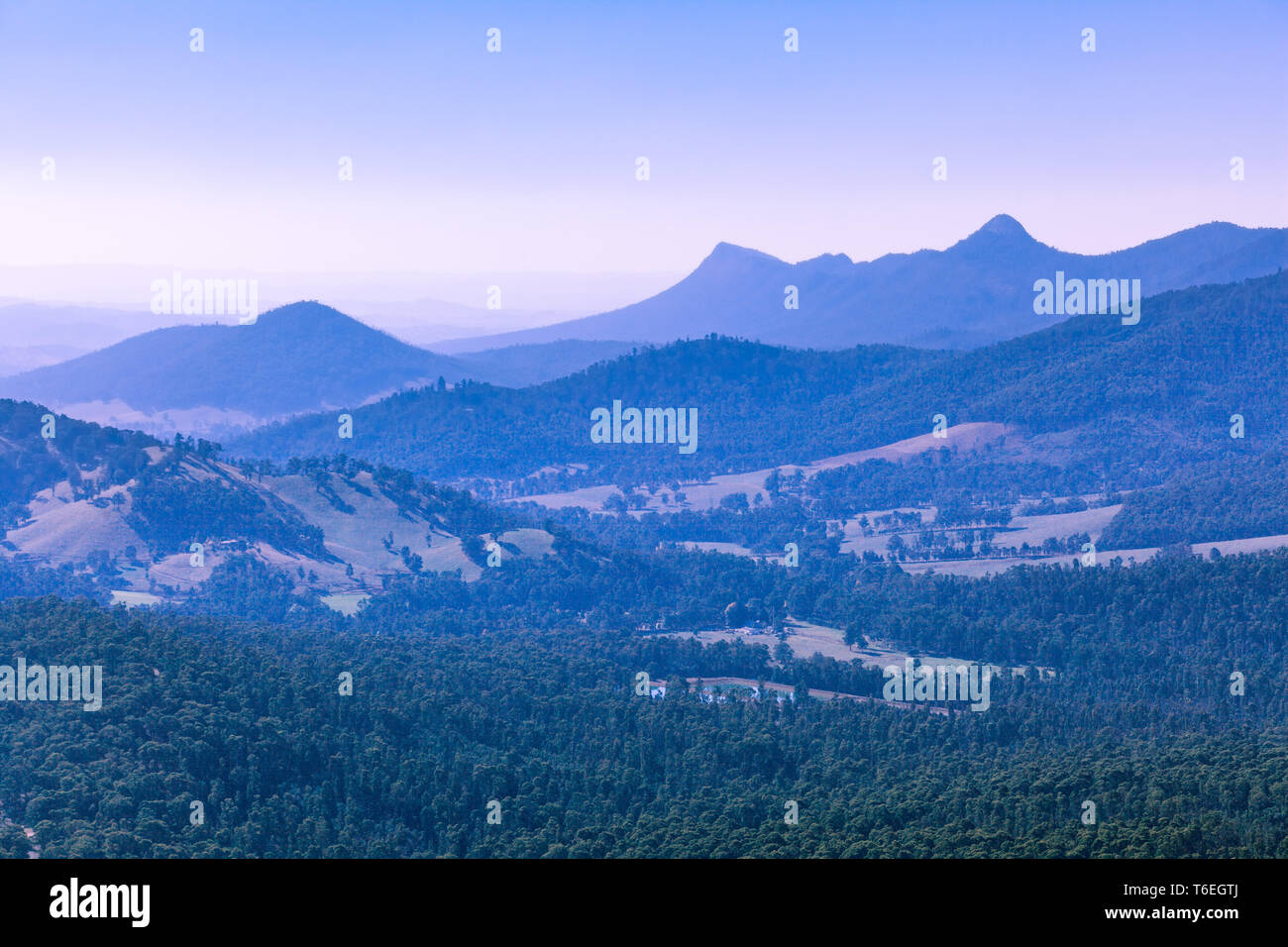 Landscape view from the Keppel Lookout in Yarra Ranges National Park in ...