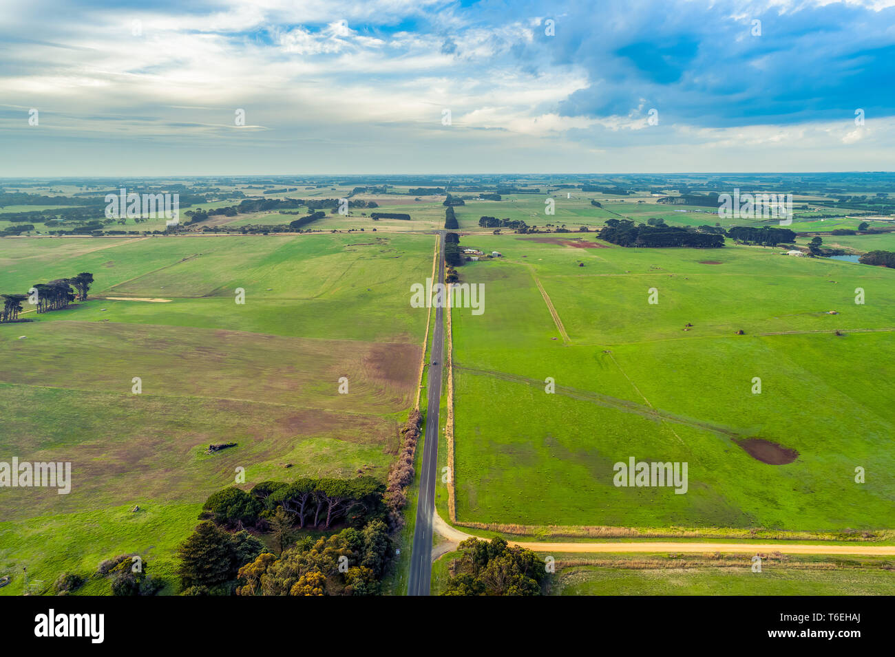 Grassland view hi-res stock photography and images - Alamy