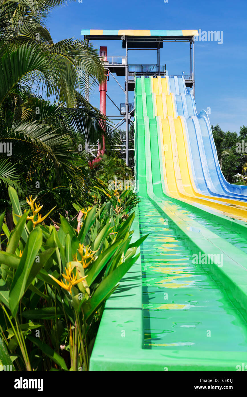 Extreme water slides hi-res stock photography and images - Alamy
