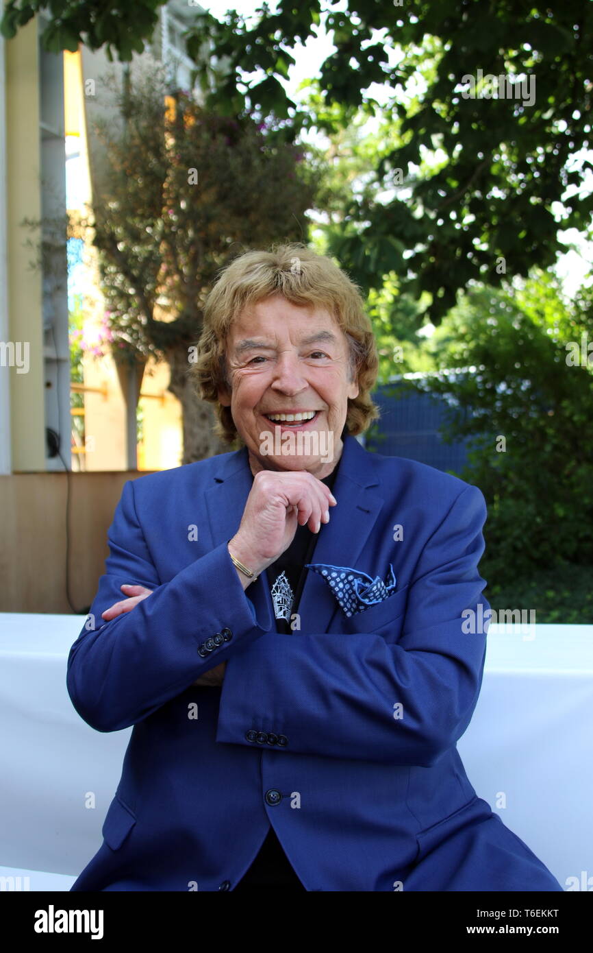 Tony marshall hi-res stock photography and images - Alamy