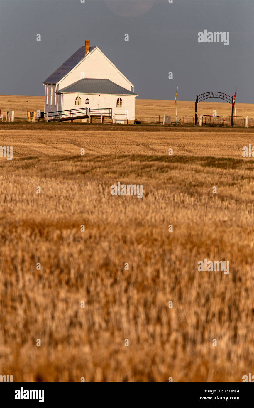 Old country church in saskatchewan hi-res stock photography and images ...