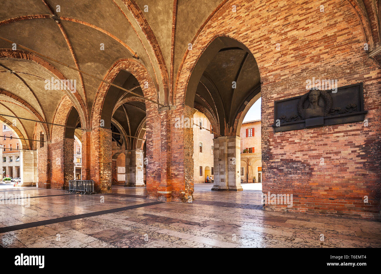 Gothic medieval town palace hi-res stock photography and images - Alamy