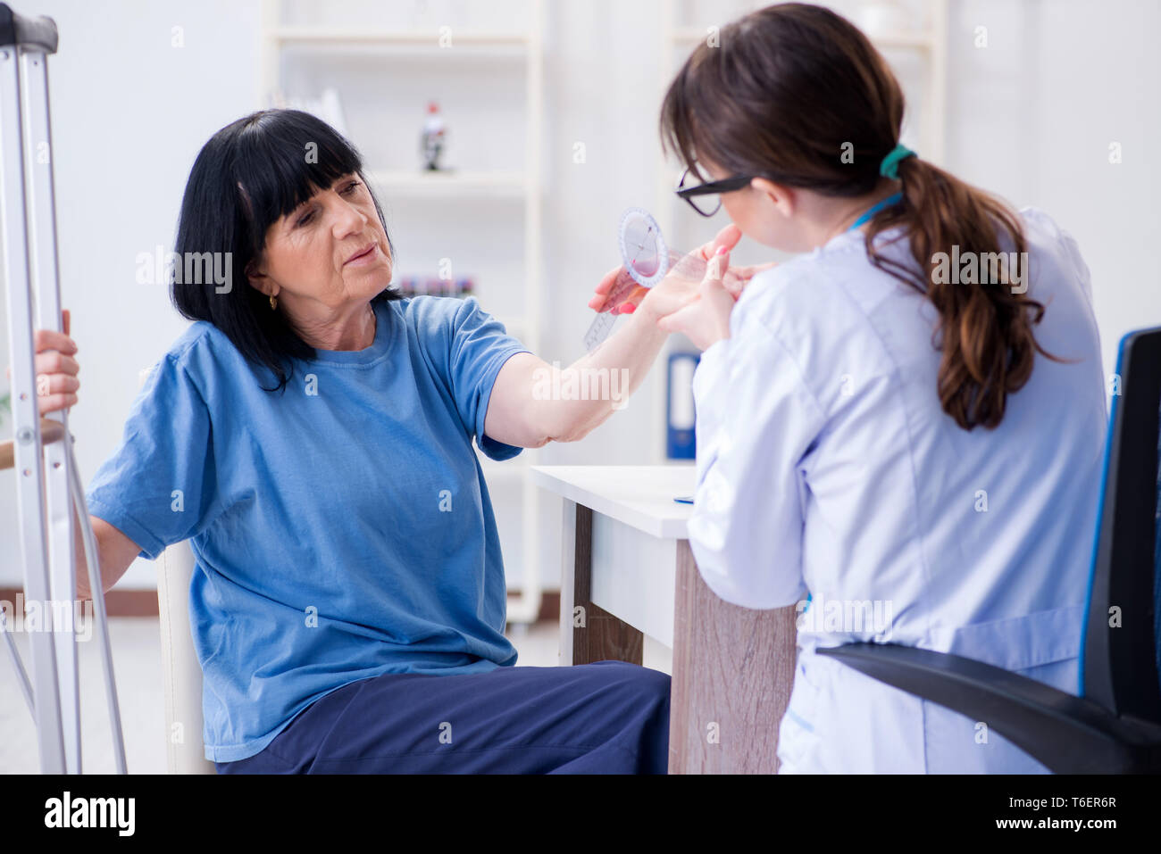 Goniometer test hi-res stock photography and images - Alamy