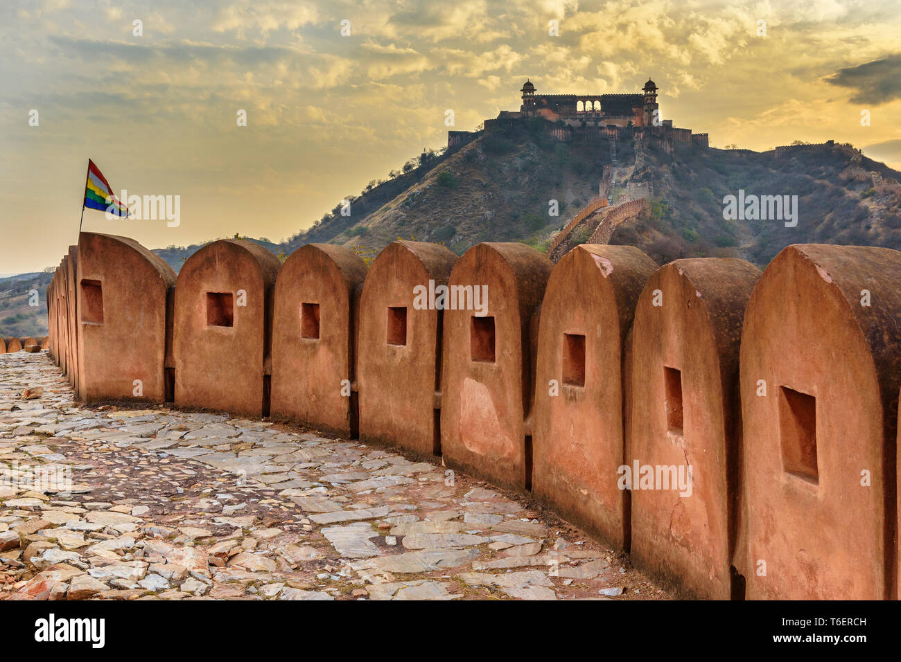 Ancient long wall with towers around Amber Fort, and view of Jaigarh ...