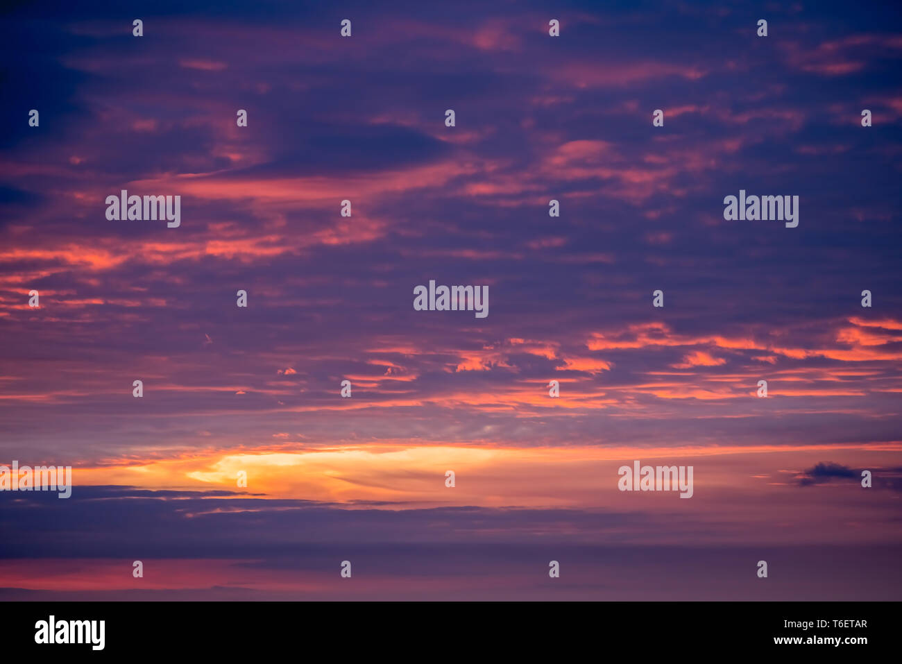Beautiful Cornish sunset sky Stock Photo - Alamy