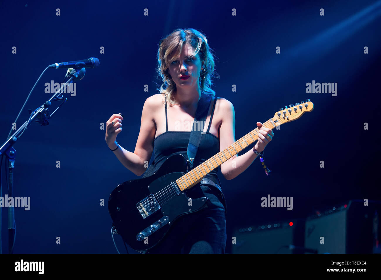 Wolf alice rock band hi-res stock photography and images - Alamy