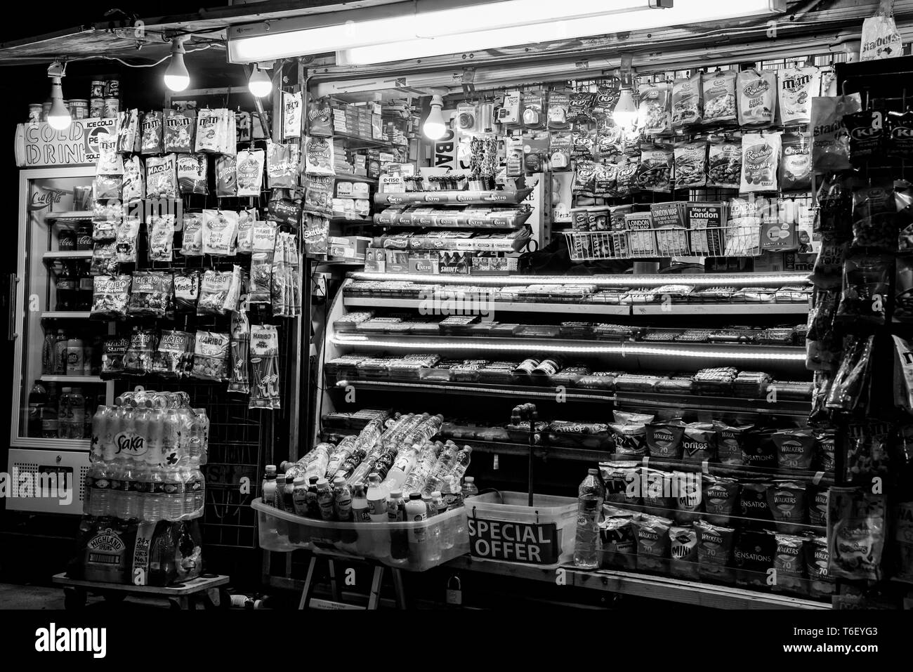News nighttime Black and White Stock Photos & Images - Alamy