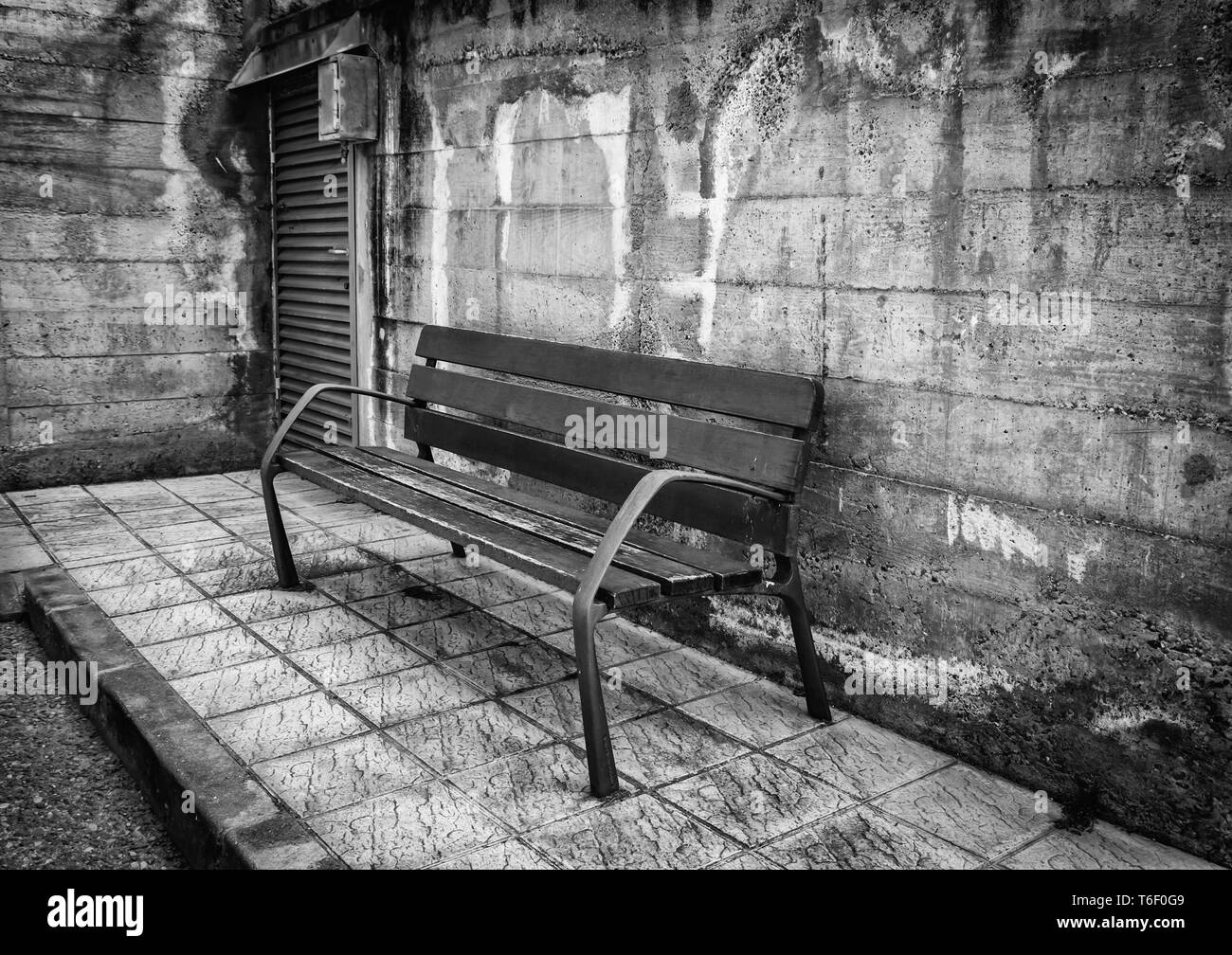 Old wooden bench, rest detail Stock Photo - Alamy