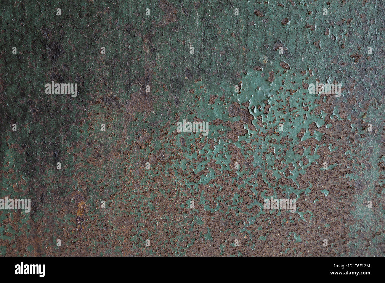 Metal plate with rust Stock Photo - Alamy