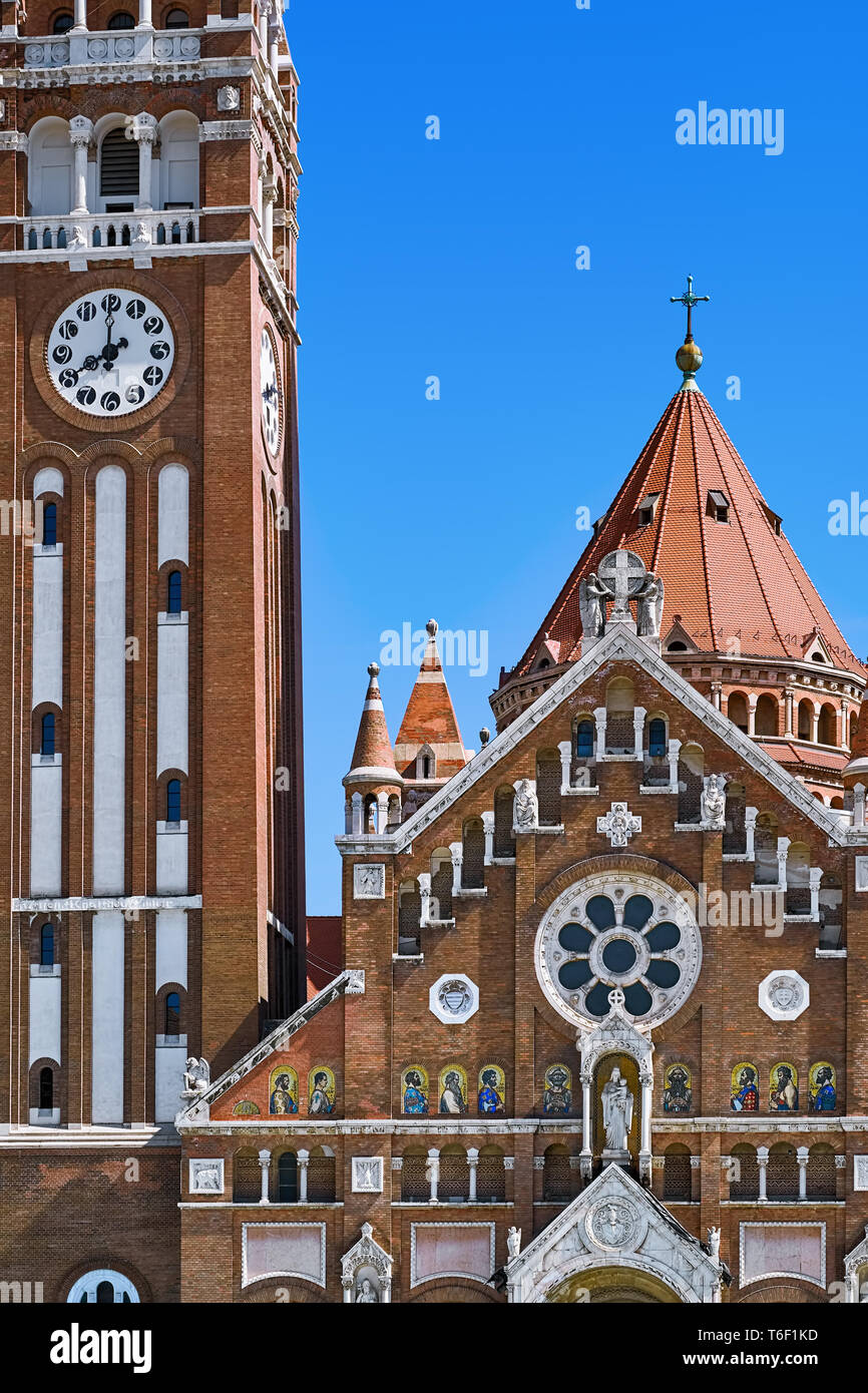 Fragment church wall hi-res stock photography and images - Alamy