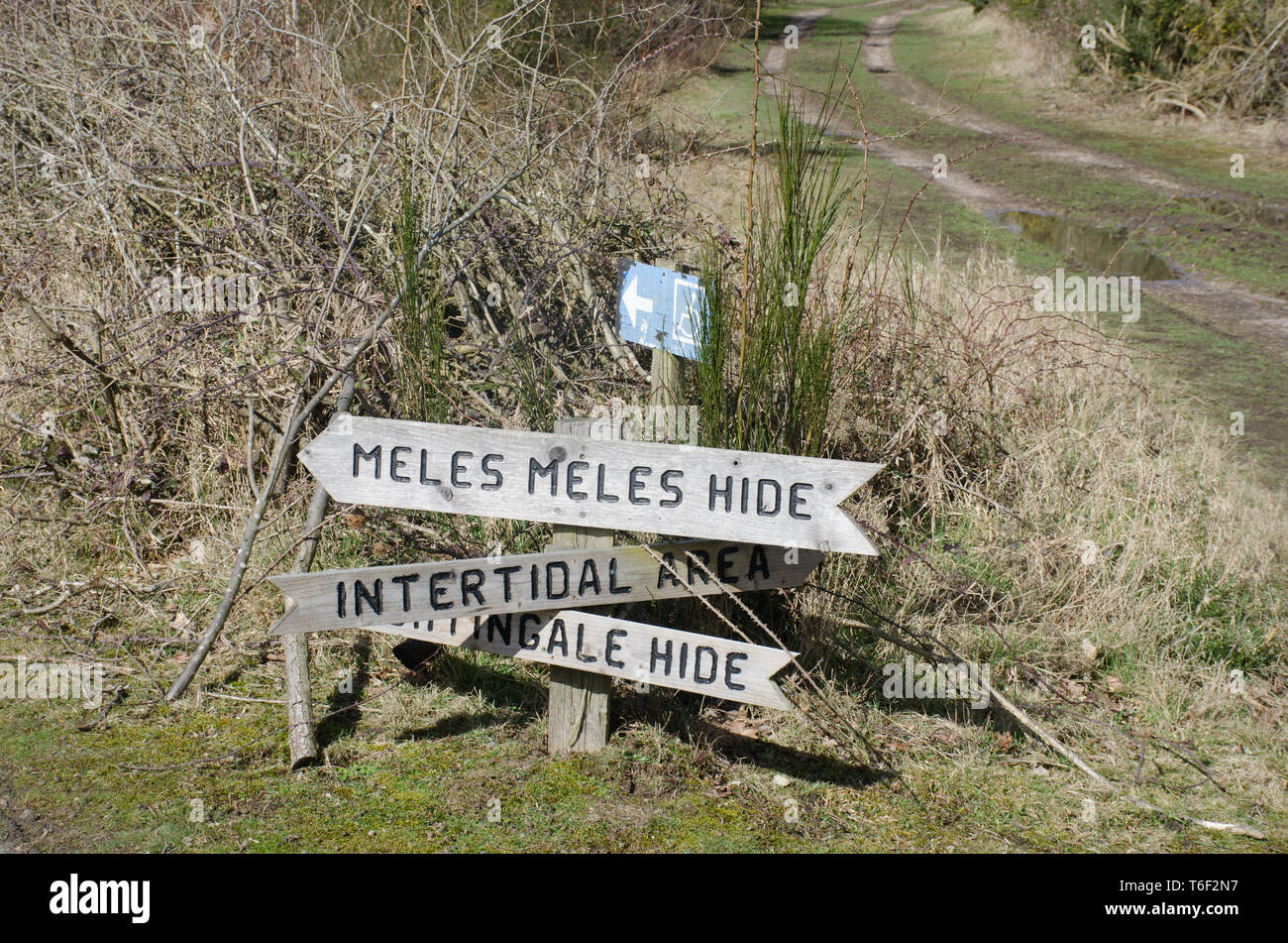 Nature reserve signs hi-res stock photography and images - Alamy