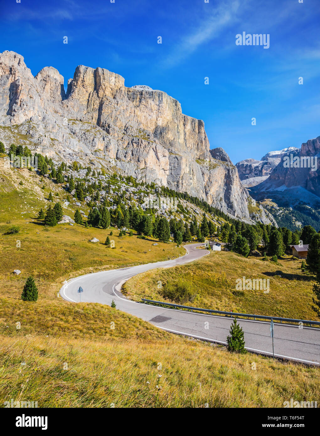 Dolomite scenic hi-res stock photography and images - Alamy