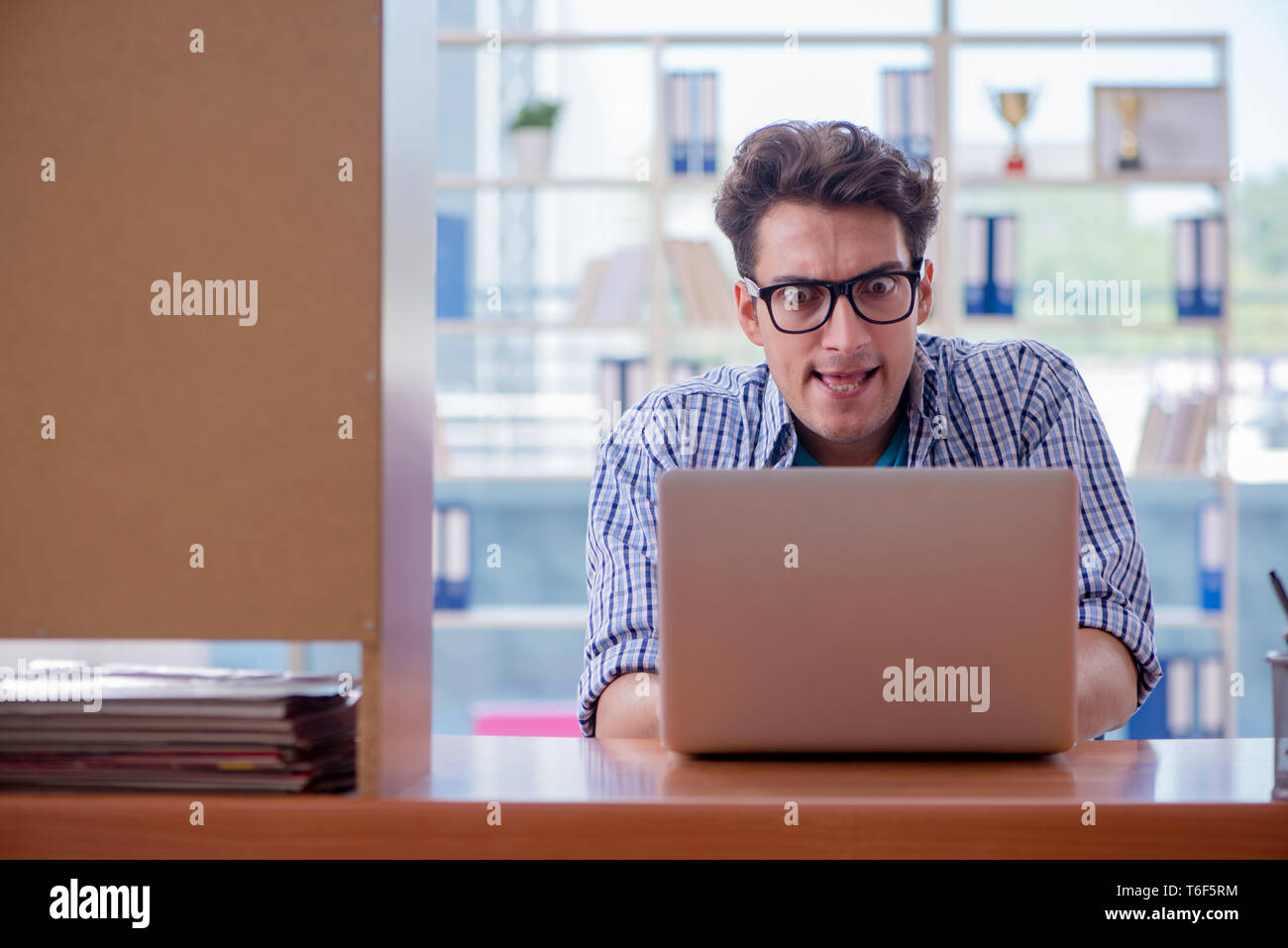 University student laptop nervous hi-res stock photography and images ...