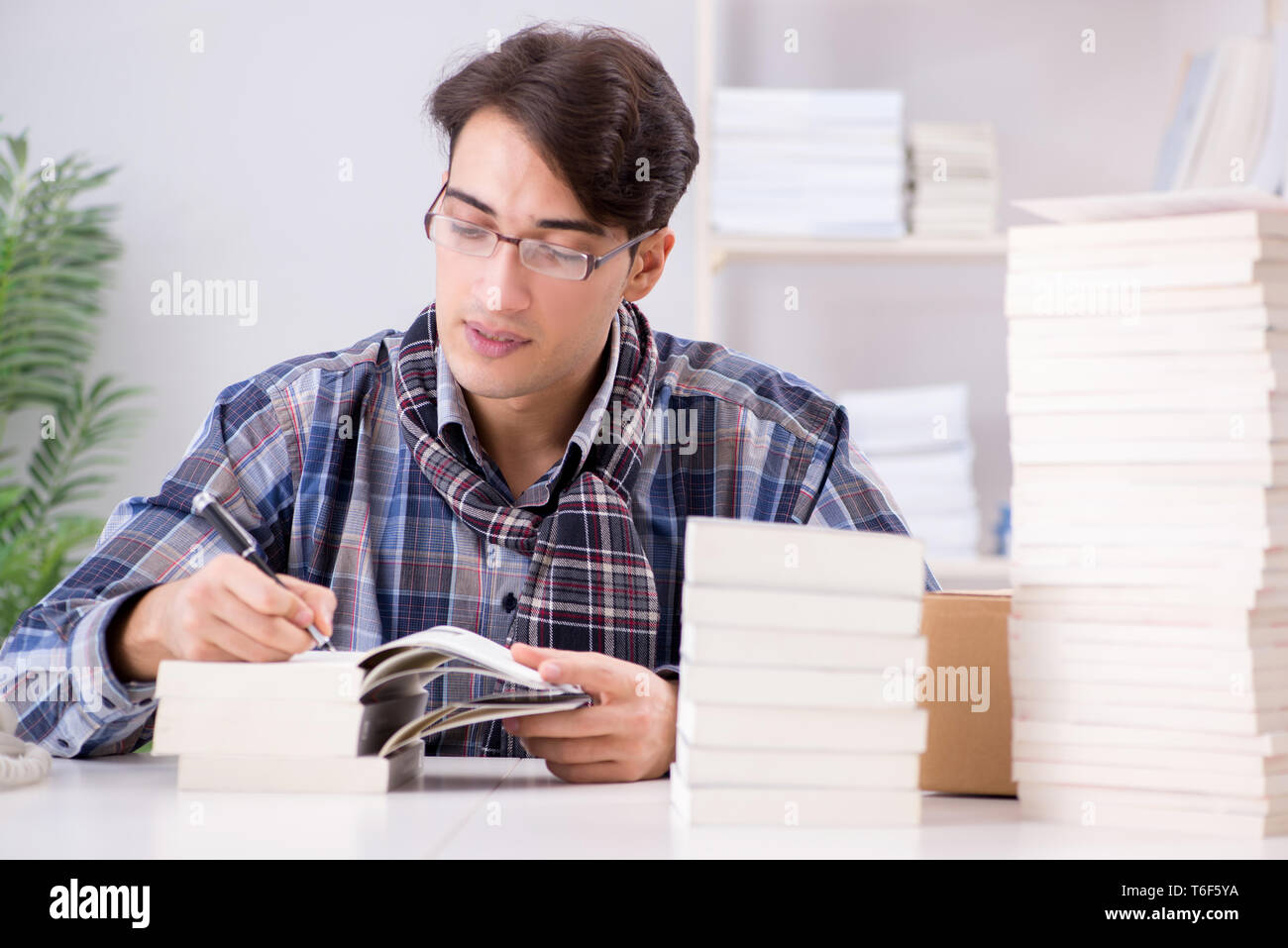 Male journalist book signing hi-res stock photography and images - Alamy