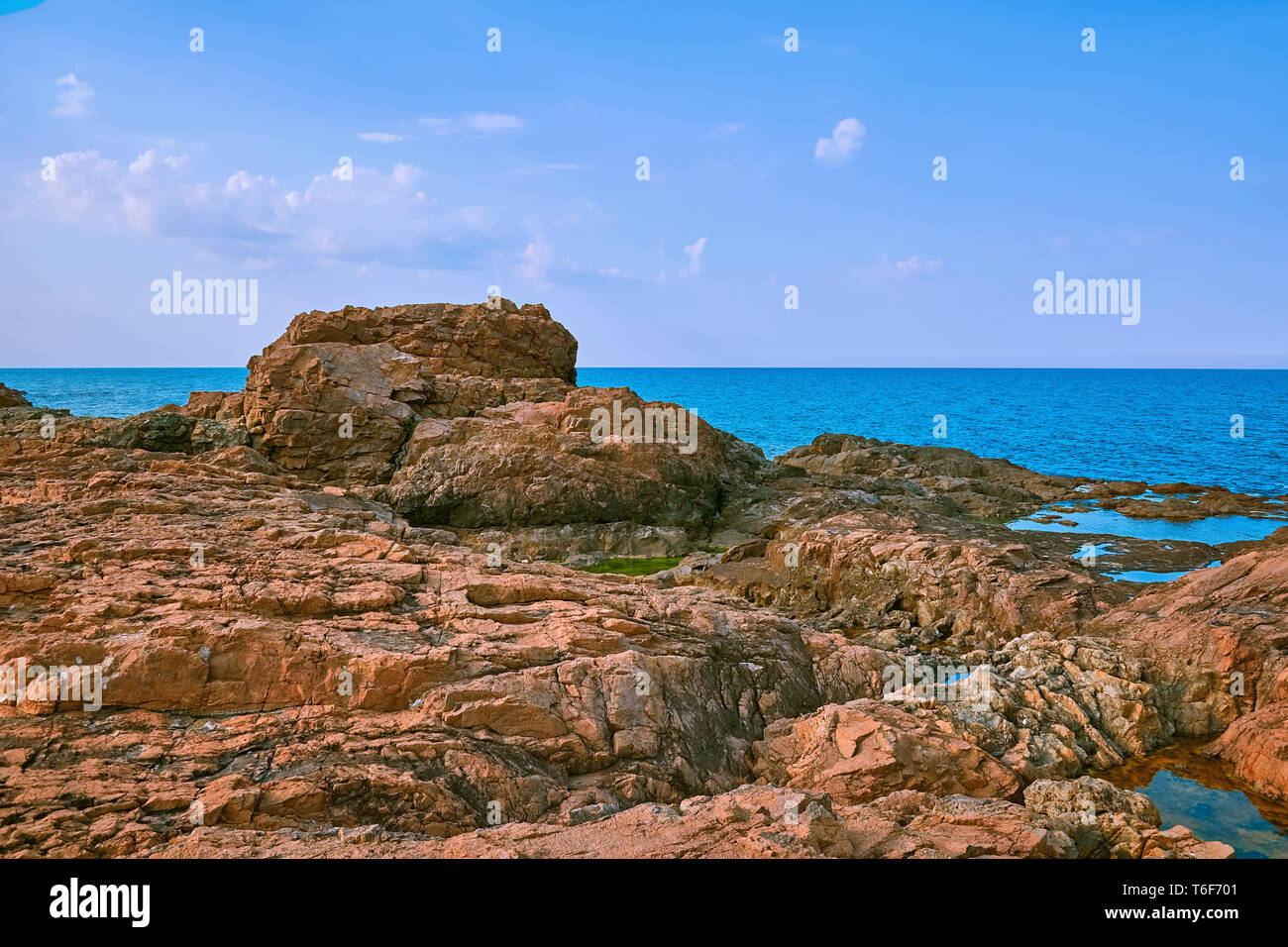 Littoral rocky surface hi-res stock photography and images - Alamy