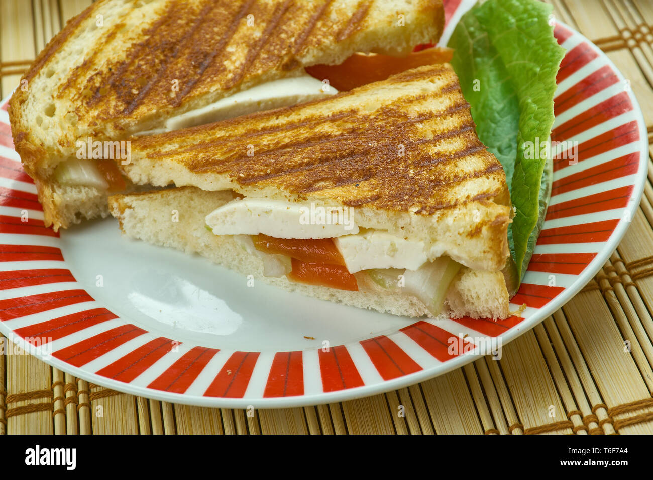 Paneer sandwich hi-res stock photography and images - Alamy