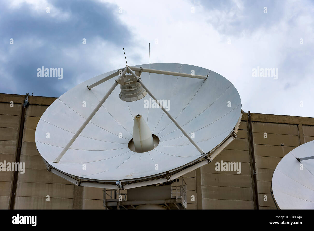 Radio antenna dishes of the radio telescope dish antenna Stock Photo ...
