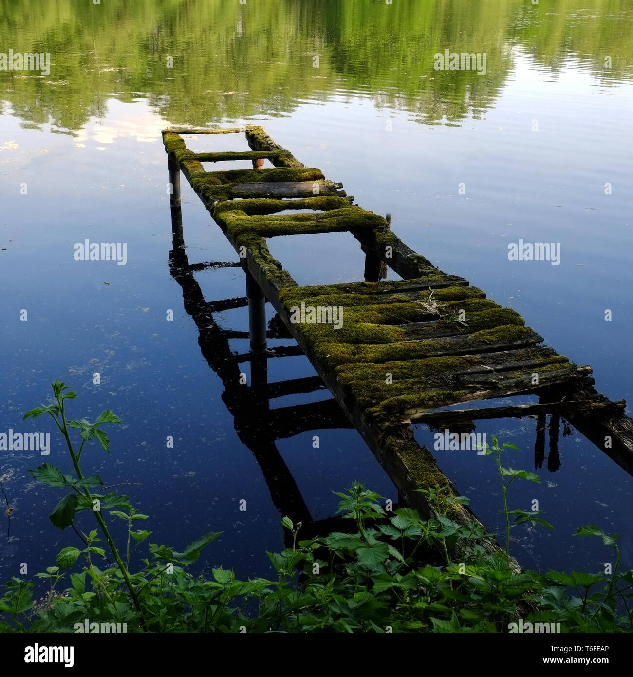 Jetty landing hi-res stock photography and images - Alamy