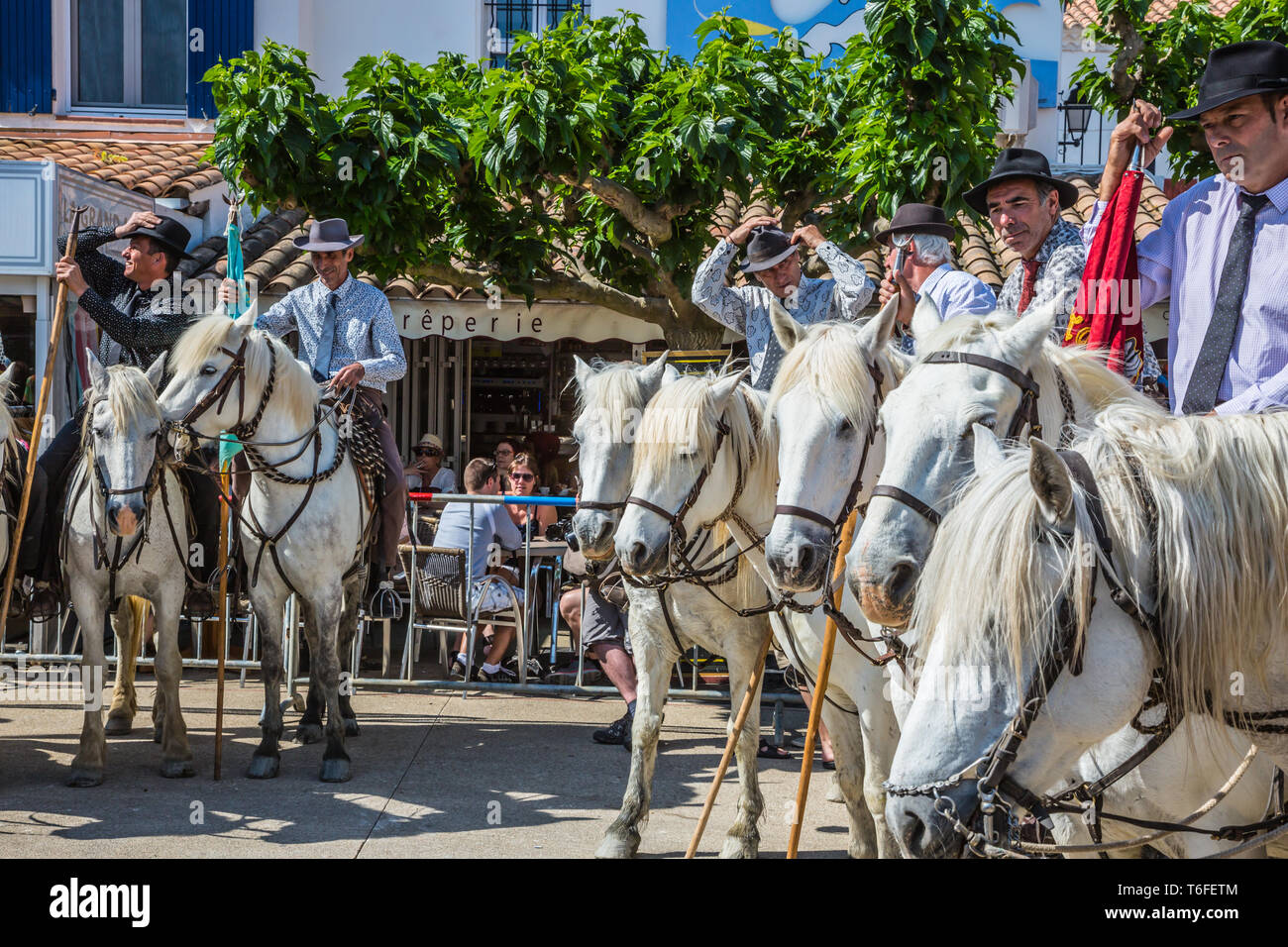 Convoy parade hi-res stock photography and images - Alamy