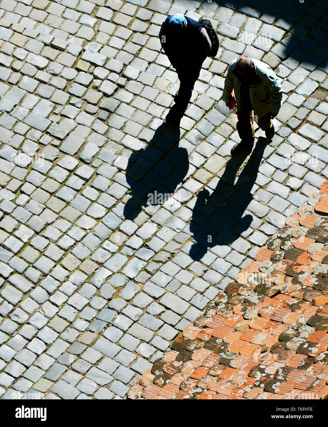 Walking silhouette hi-res stock photography and images - Alamy
