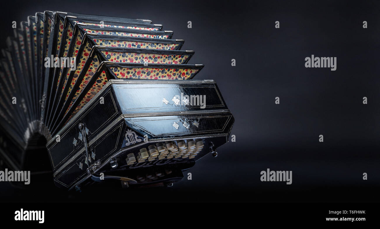 Bandoneón High Resolution Stock Photography and Images - Alamy