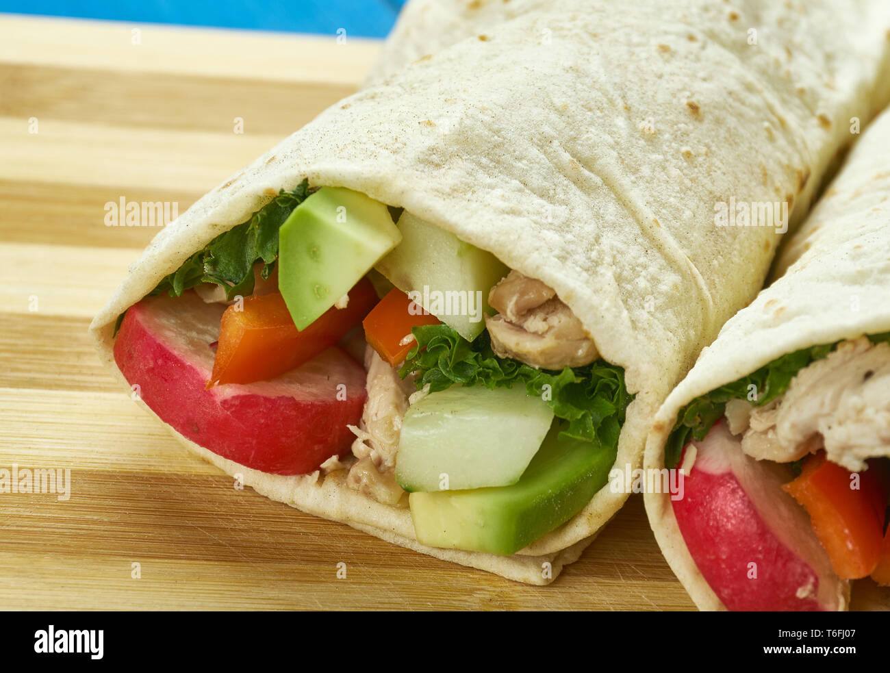 Chicken wraps hi-res stock photography and images - Alamy