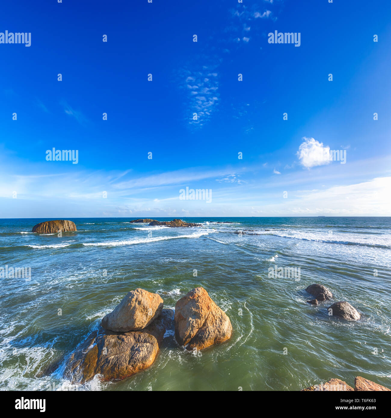 The Indian ocean landscape. Beautiful view of a sea Stock Photo - Alamy