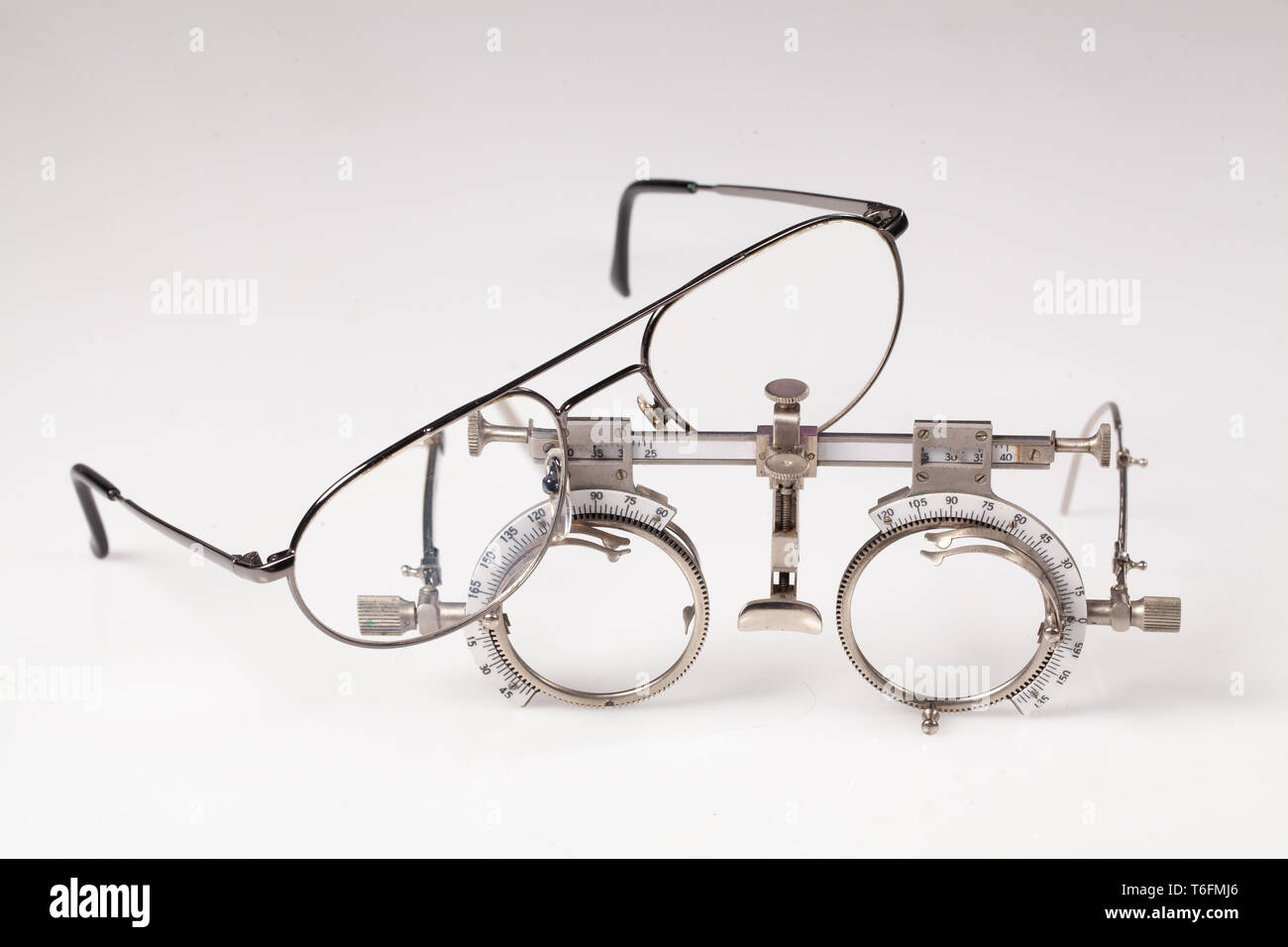 Optometric hi-res stock photography and images - Alamy