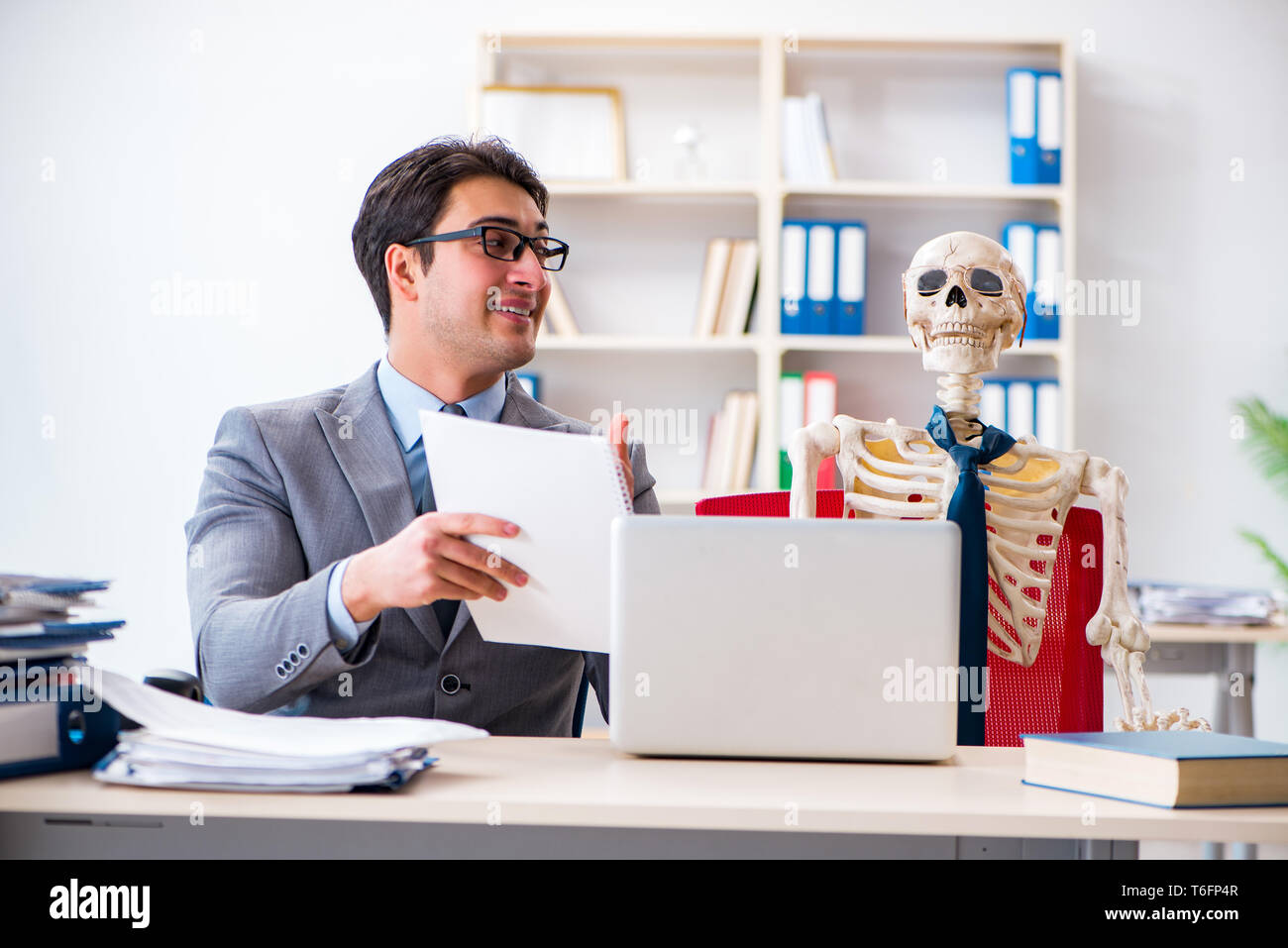 Dead Office Worker Skeleton Stock Photos & Dead Office Worker Skeleton ...