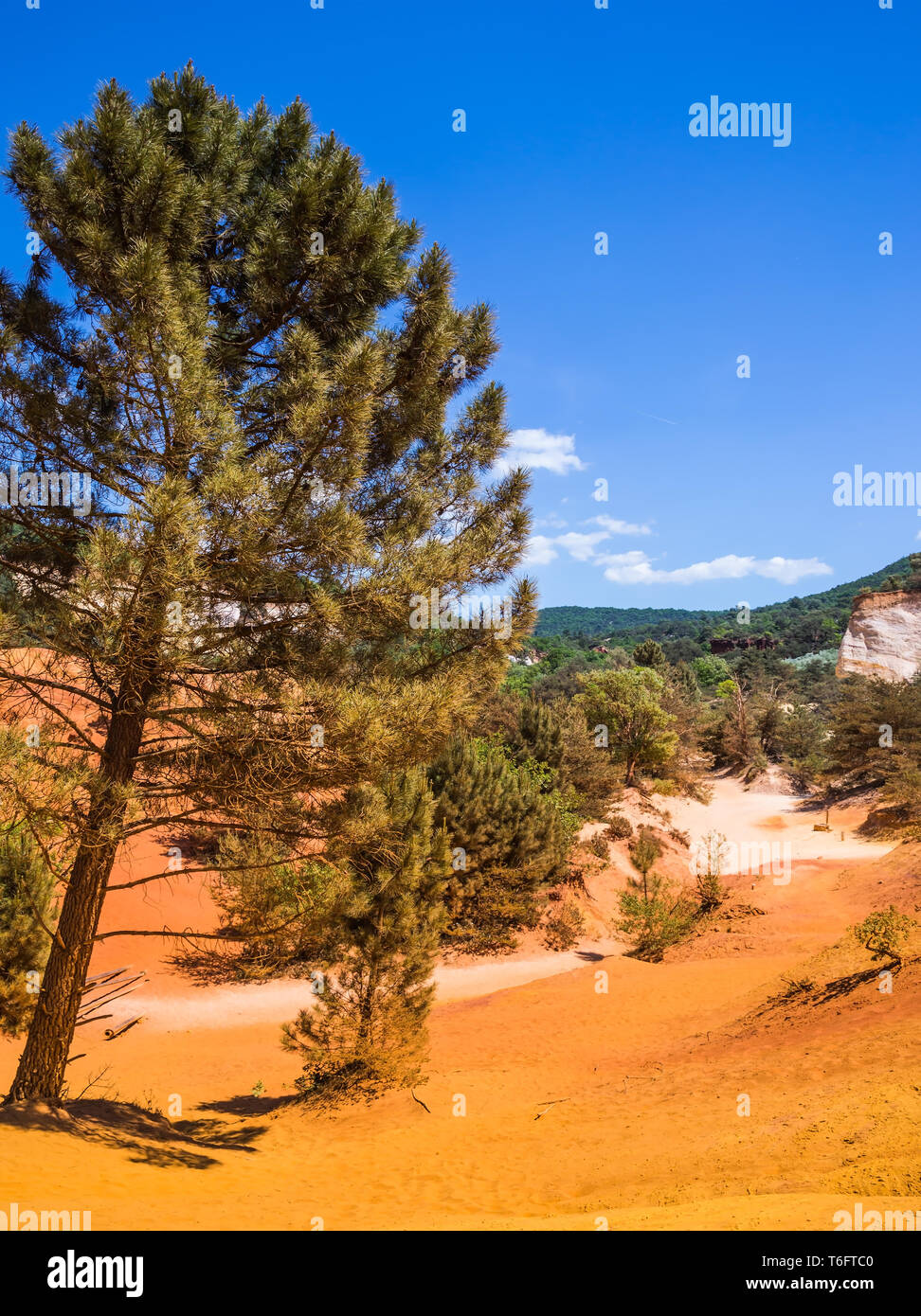 Color ocher hi-res stock photography and images - Alamy