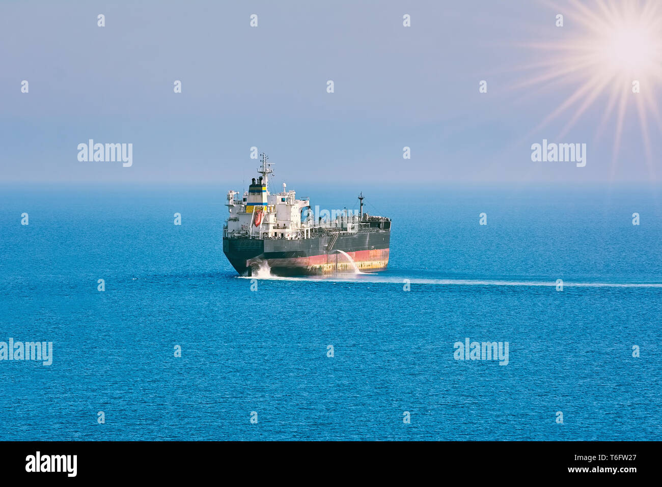 Chemical and product tanker hi-res stock photography and images - Alamy