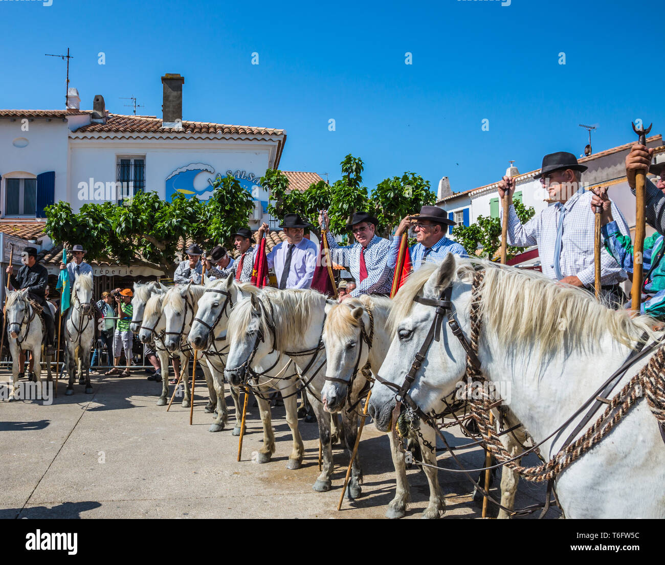 Group of security guards hi-res stock photography and images - Alamy