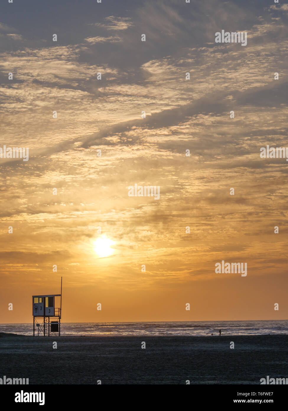 Sundown flag hi-res stock photography and images - Alamy