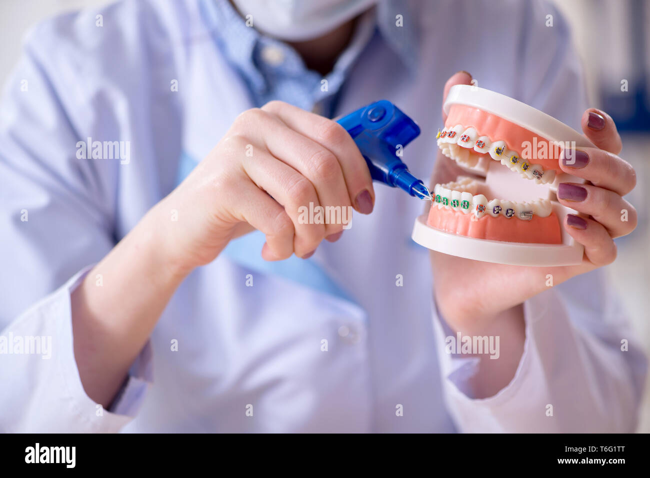 Tooth placement hi-res stock photography and images - Alamy
