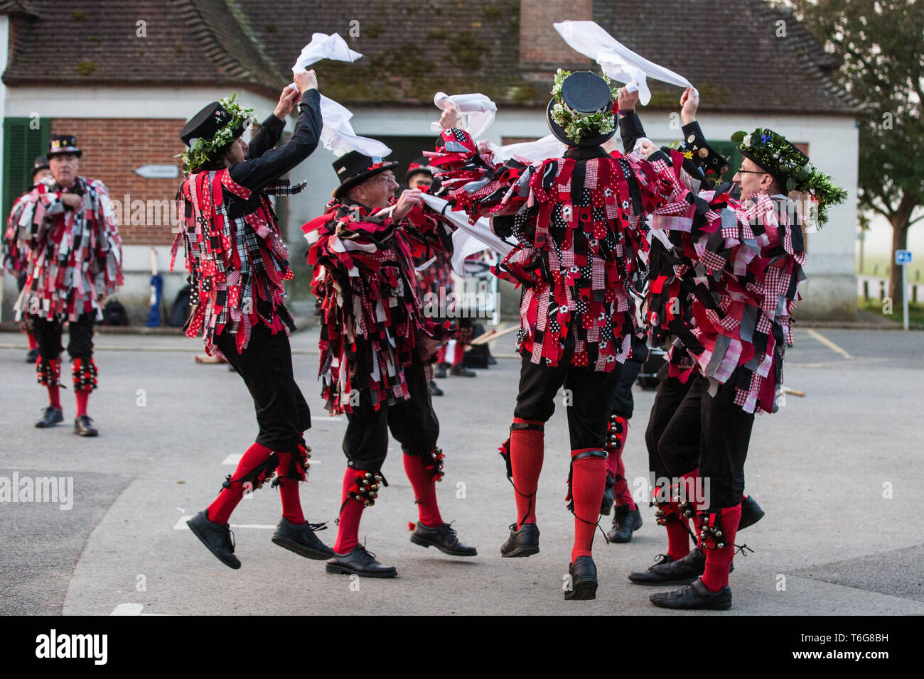 Runnymede, UK. 1st May, 2019. Datchet Border Morris provide a display ...